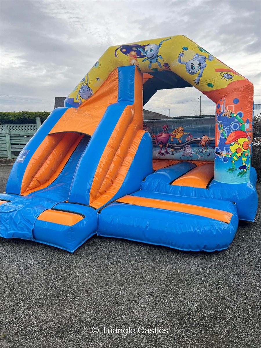 Robot Box 15ft x 12ft - Bouncy Castle and Event Hire in Coleraine ...